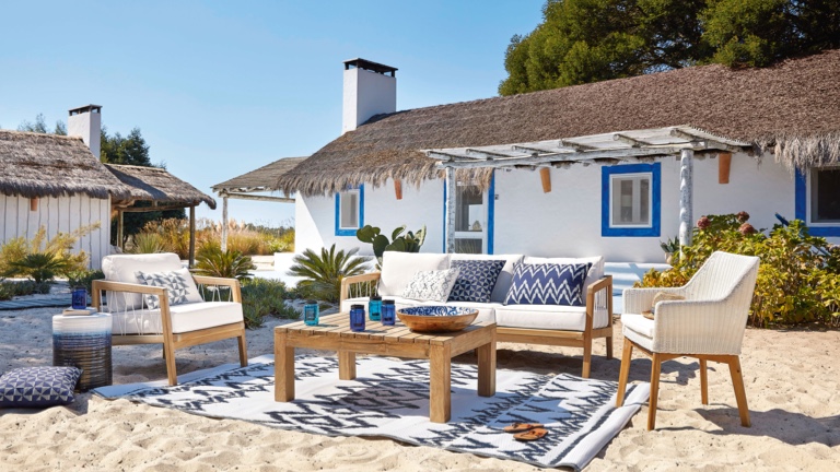 Garden furniture garden lounges decorations and more. Maisons du Monde